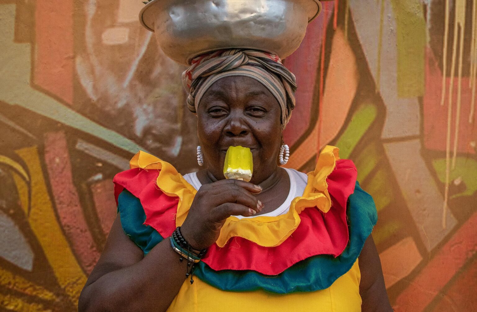 Traje Típico de Colombia 🌴|| Descubre su Vestimenta tradicional